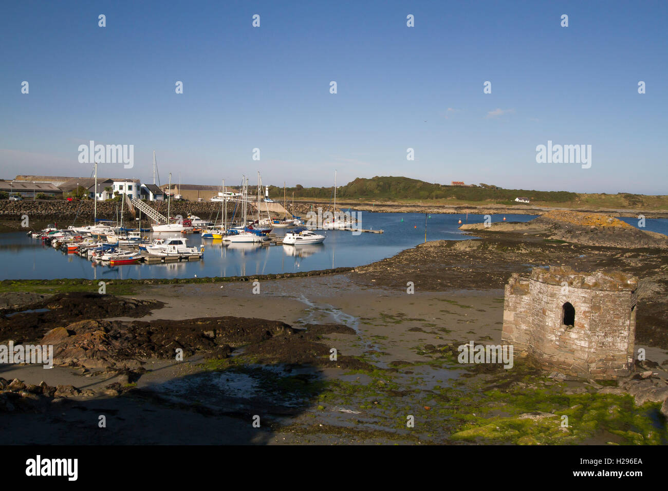 Victorian bathing house at beach hi-res stock photography and images ...
