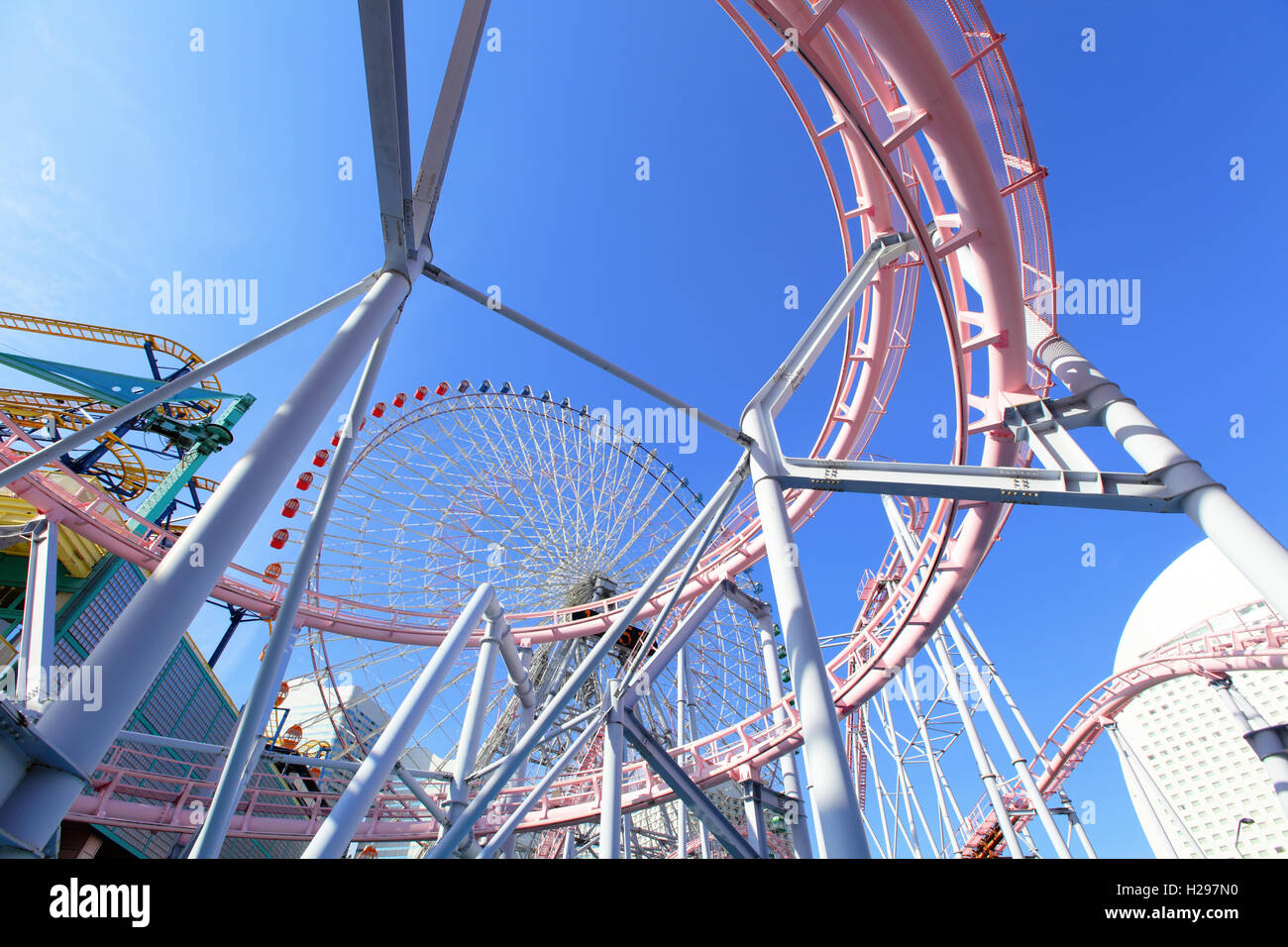Amusement park rides Stock Photo - Alamy