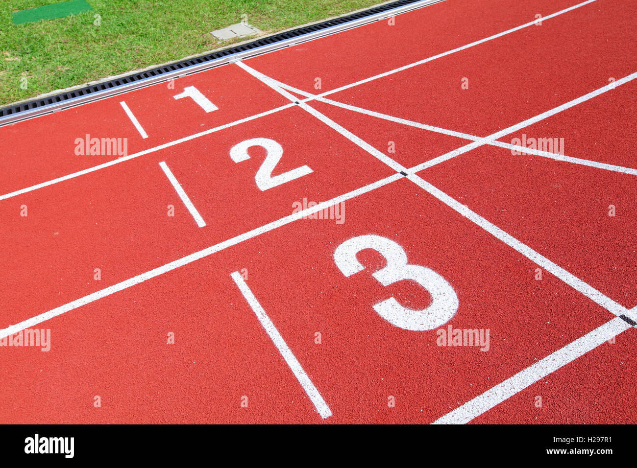 Athletics stadium running track Stock Photo - Alamy