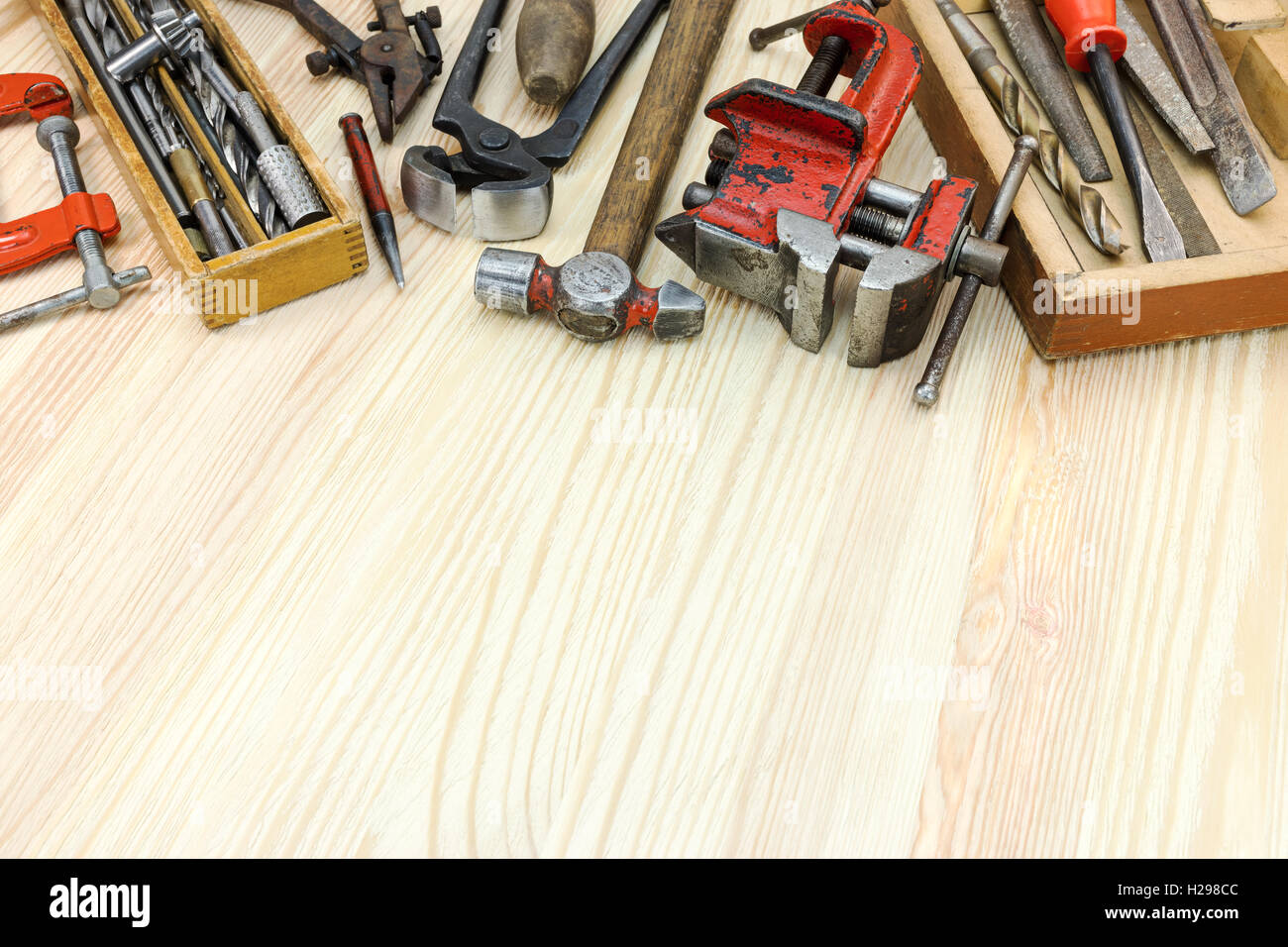 Grungy instruments hi-res stock photography and images - Alamy