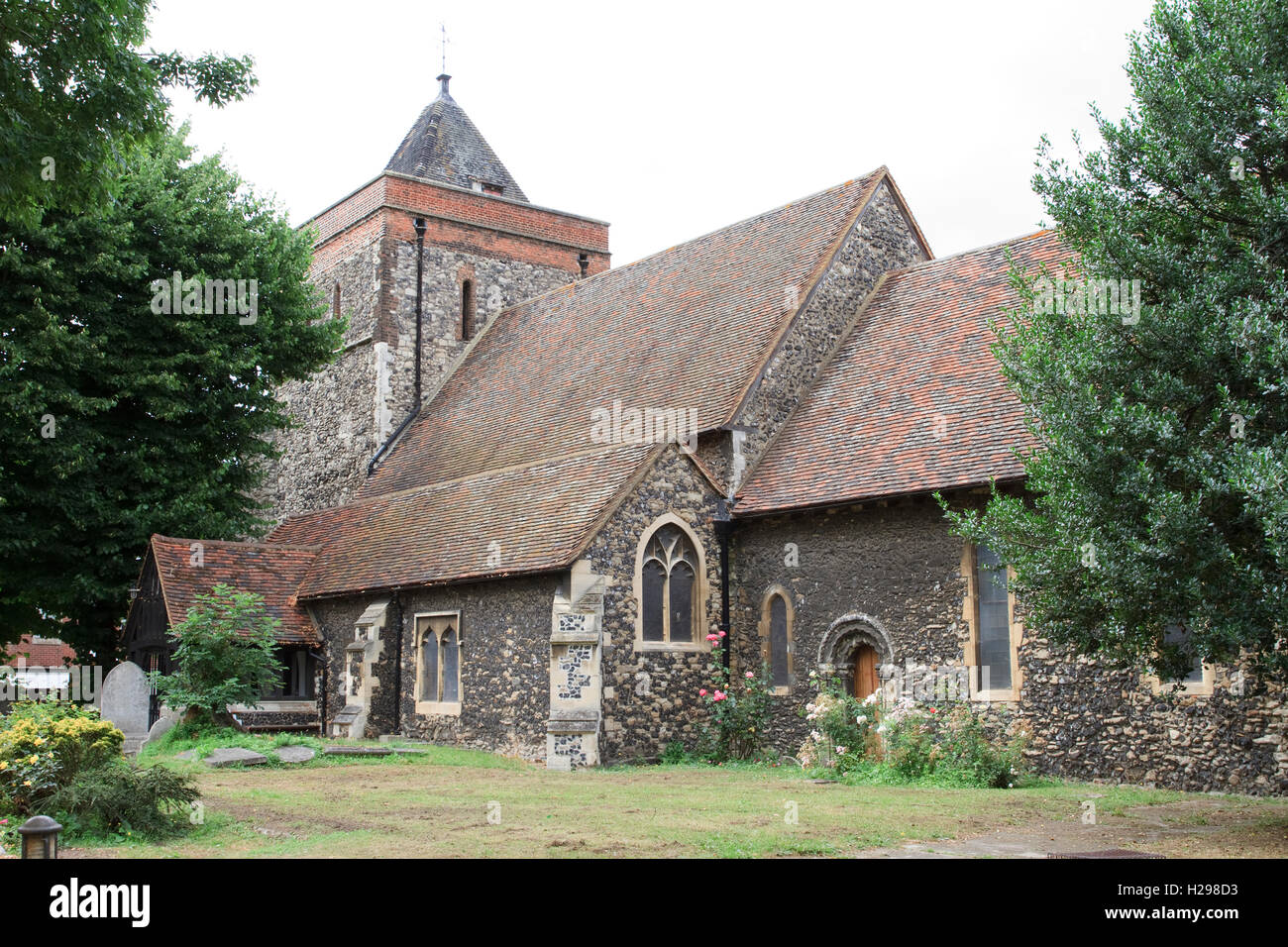 Rainham parish church hi-res stock photography and images - Alamy