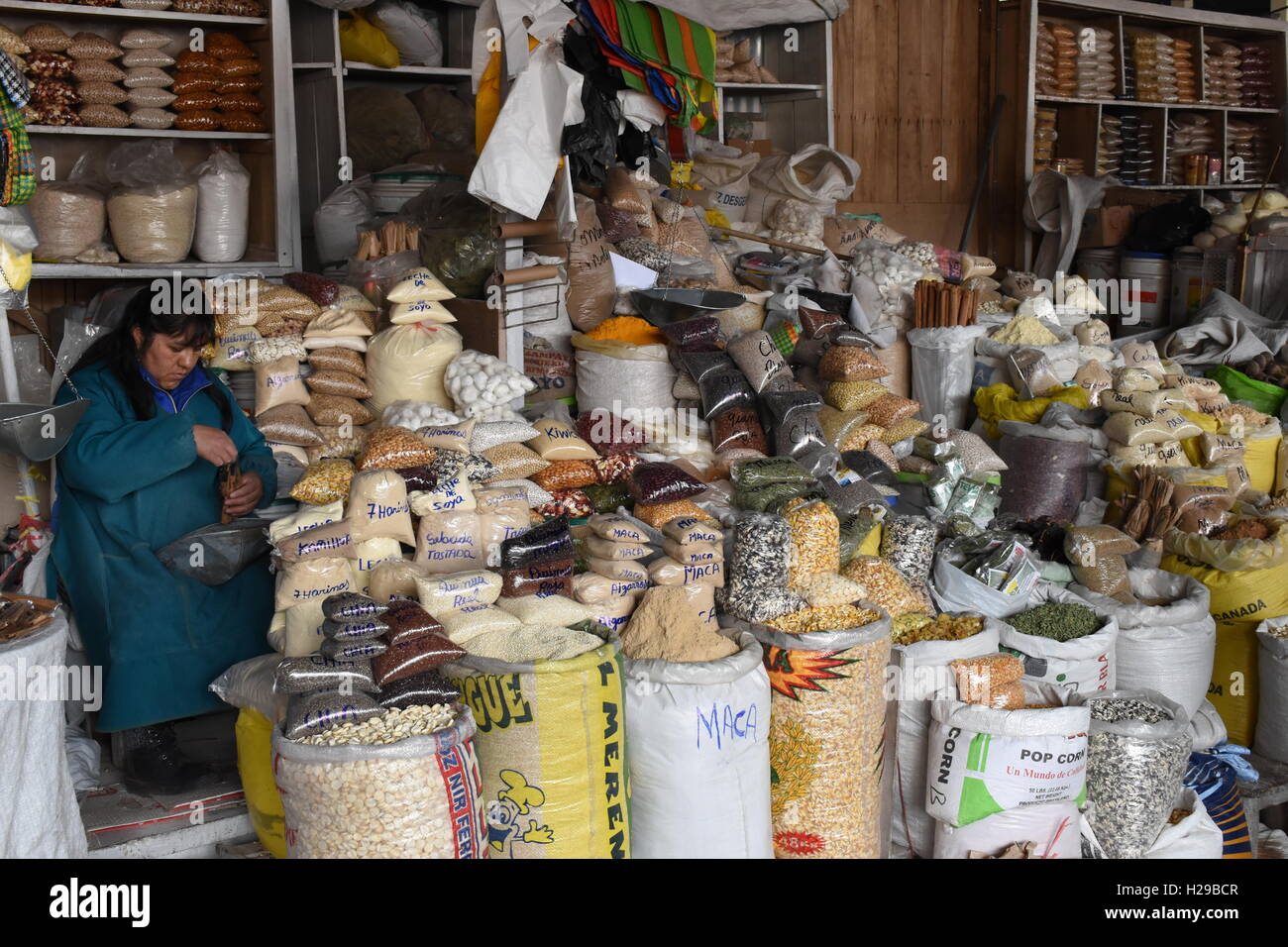 Market, Festival, Traditional Clothing, People, Peru Stock Photo - Alamy