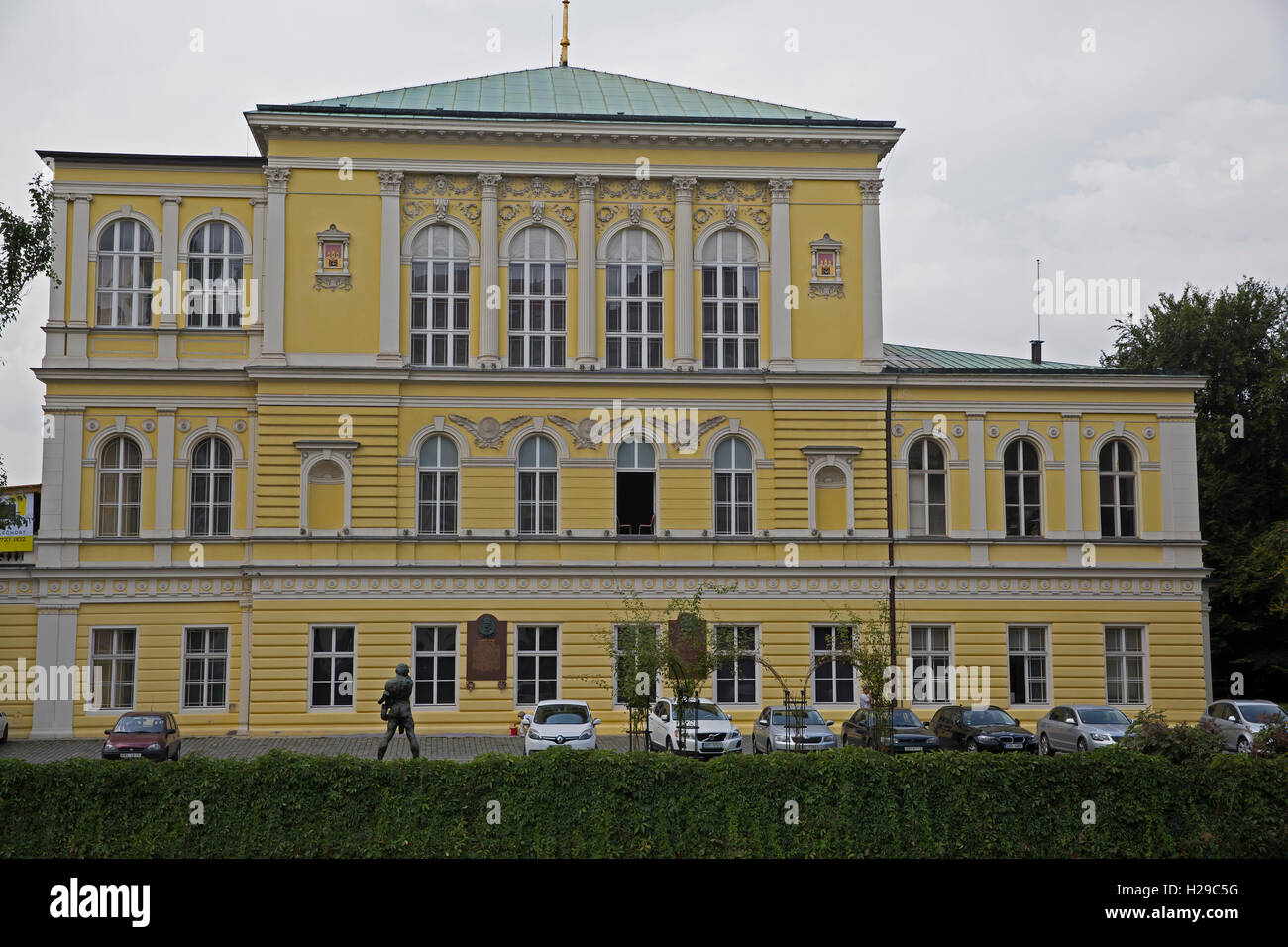 Blue skies over an Ornate building in Prague Stock Photo - Alamy