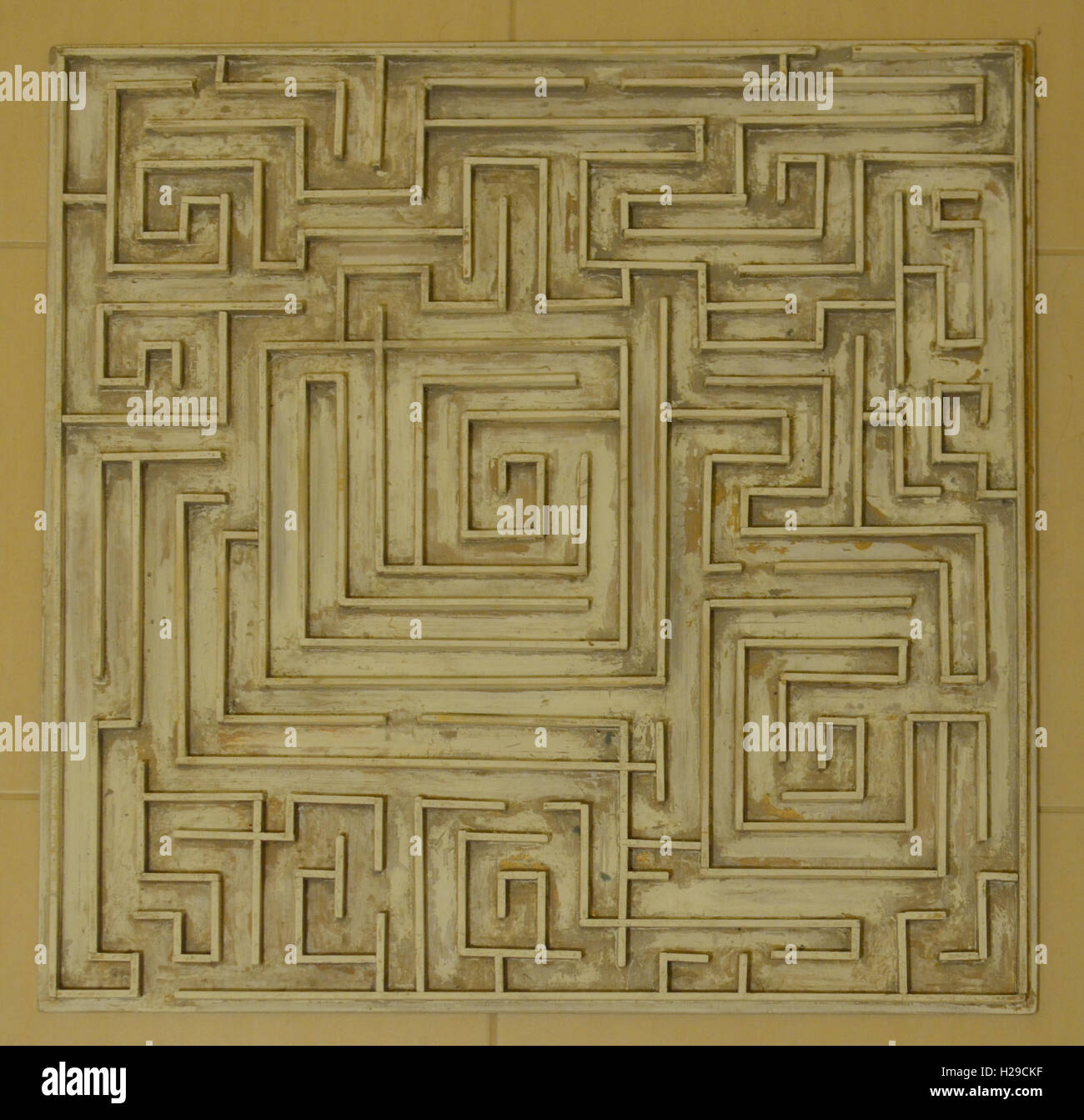 Pictures taken during the construction of handmade wooden labyrinths ...