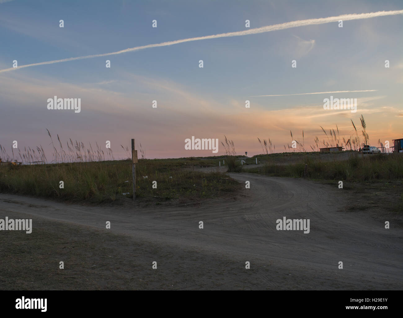 Sand Track Road Dubai High Resolution Stock Photography and Images - Alamy