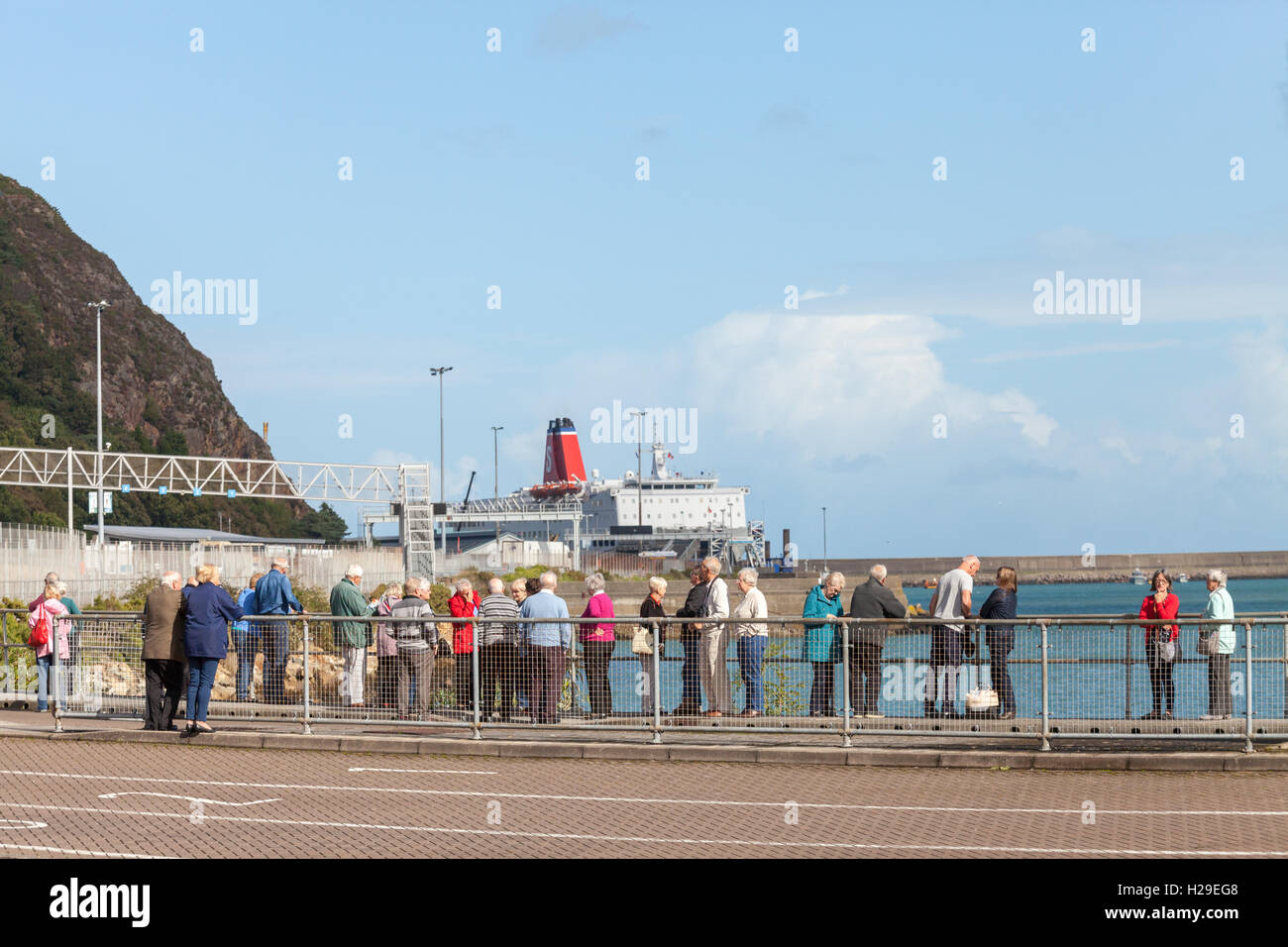 Port customs hi-res stock photography and images - Alamy