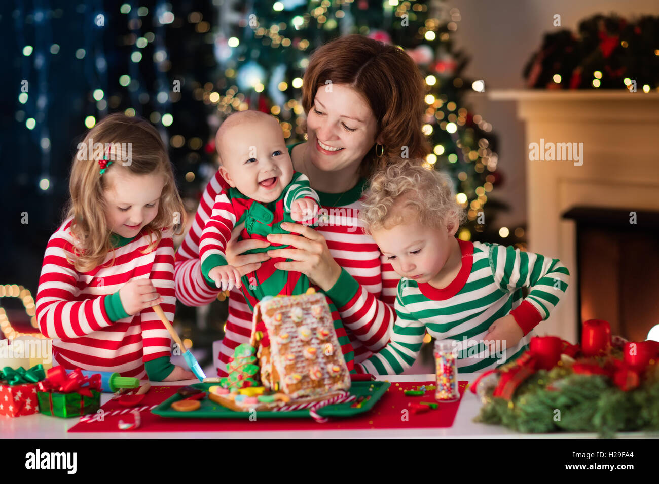 Gingerbread Family With Baby
