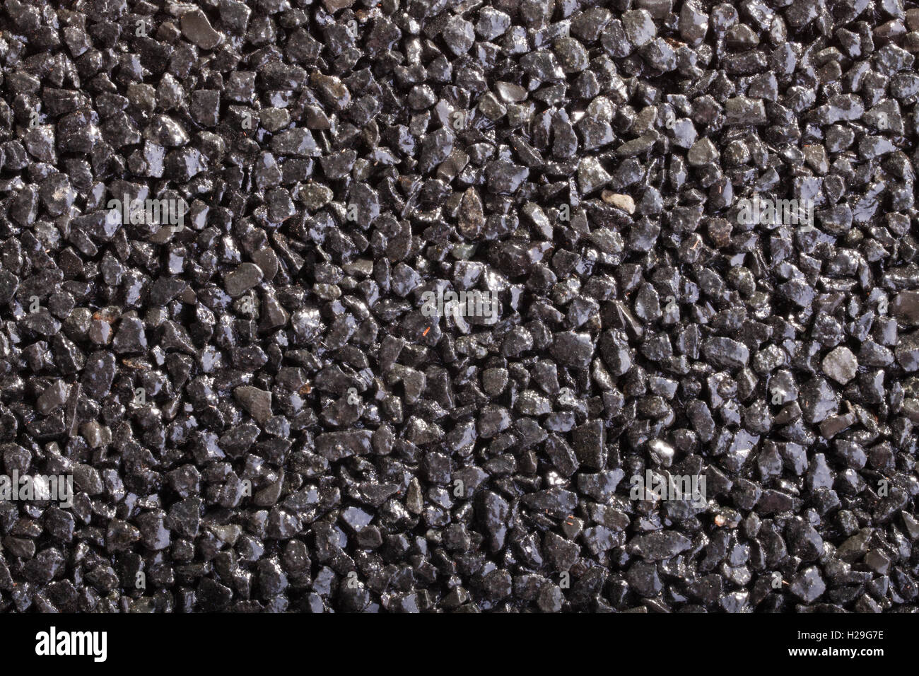 Coloured stone chip / gravel surface Stock Photo - Alamy