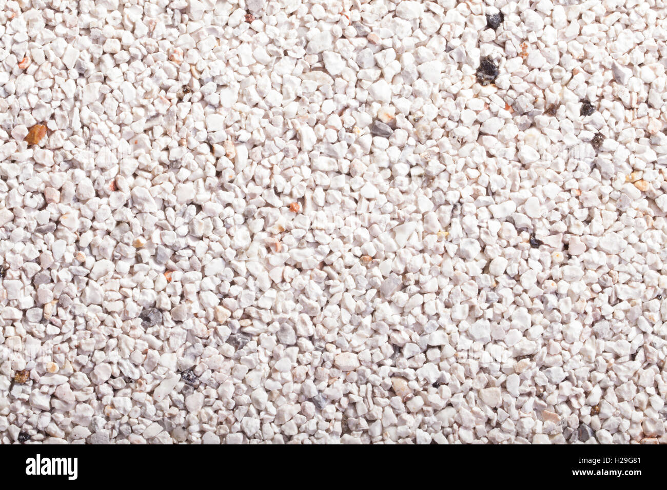 Coloured stone chip / gravel surface Stock Photo - Alamy