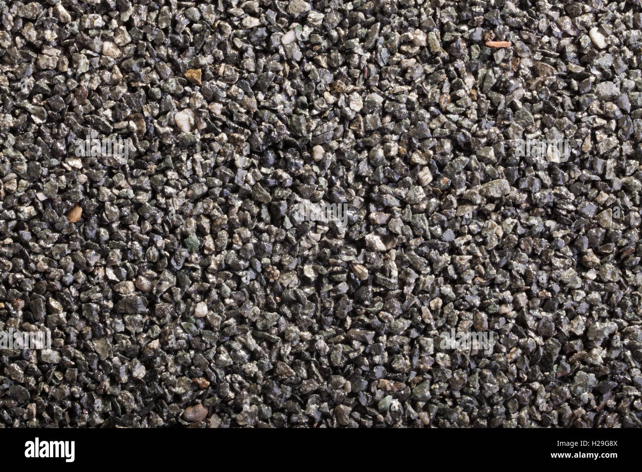 Coloured stone chip / gravel surface Stock Photo - Alamy