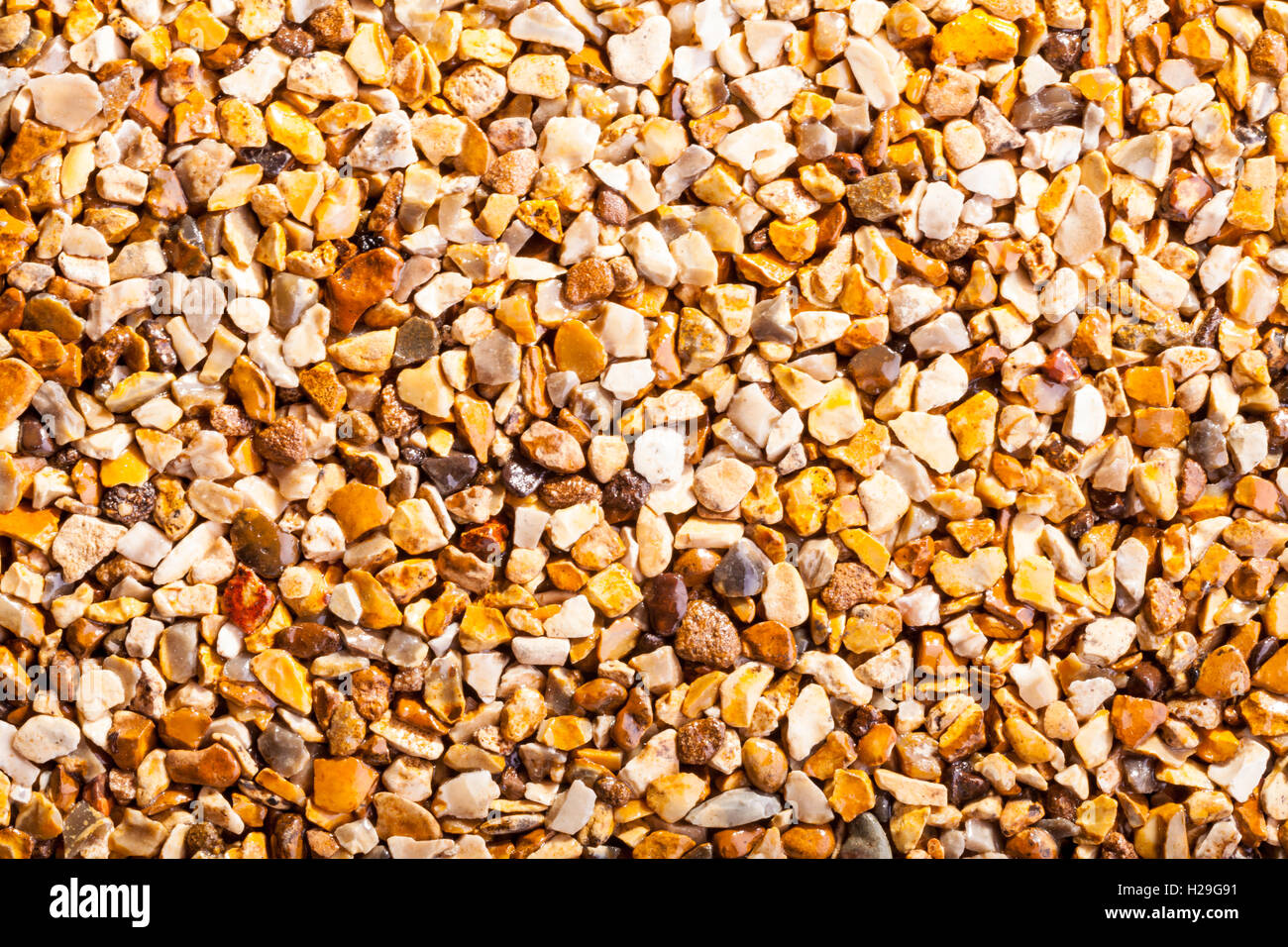 Coloured stone chip / gravel surface Stock Photo - Alamy