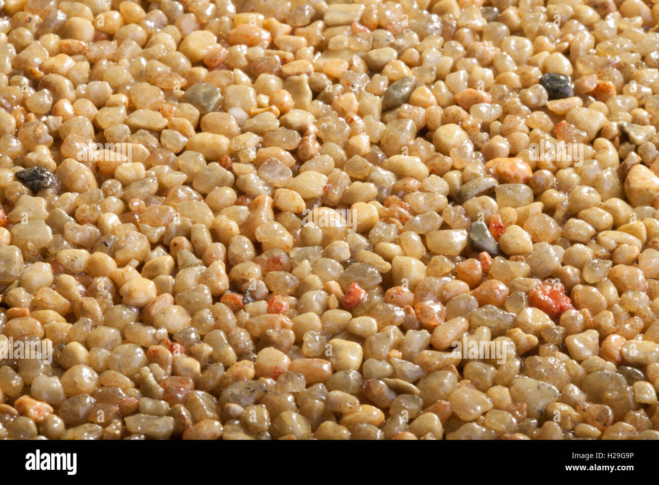 Coloured stone chip / gravel surface Stock Photo - Alamy