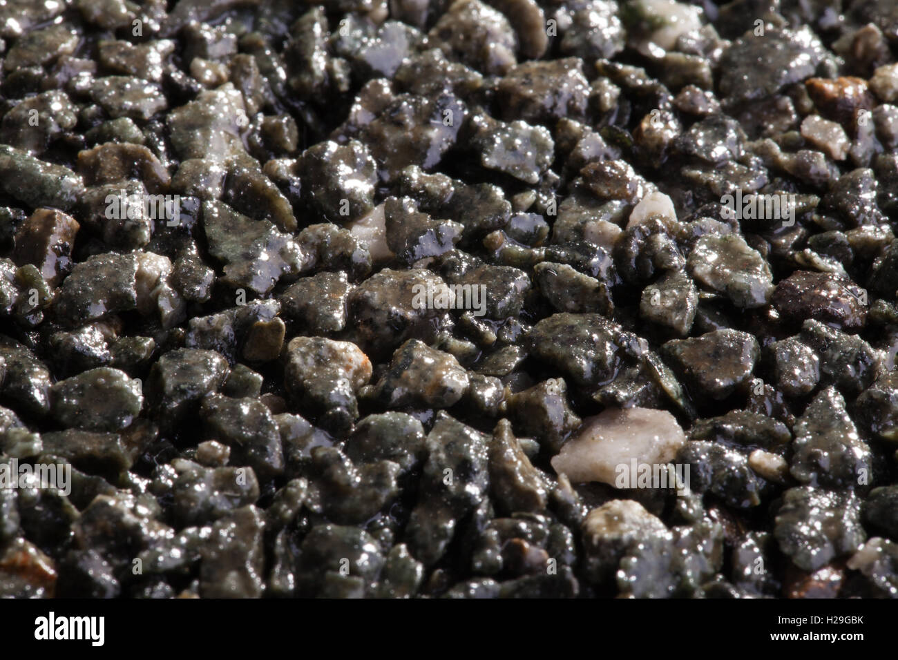 Coloured stone chip / gravel surface Stock Photo - Alamy