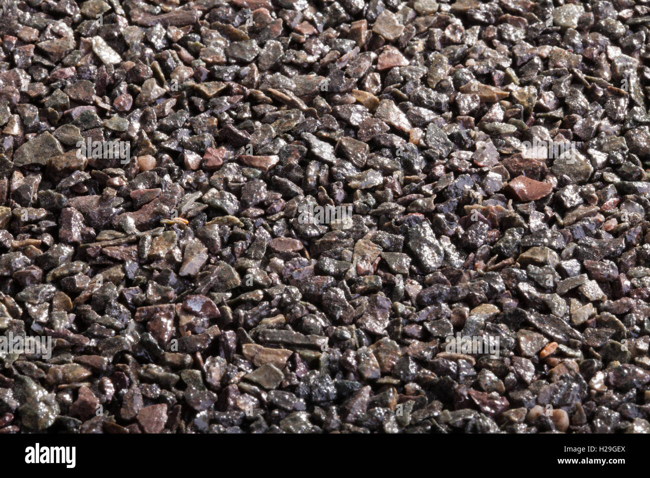 Coloured stone chip / gravel surface Stock Photo - Alamy