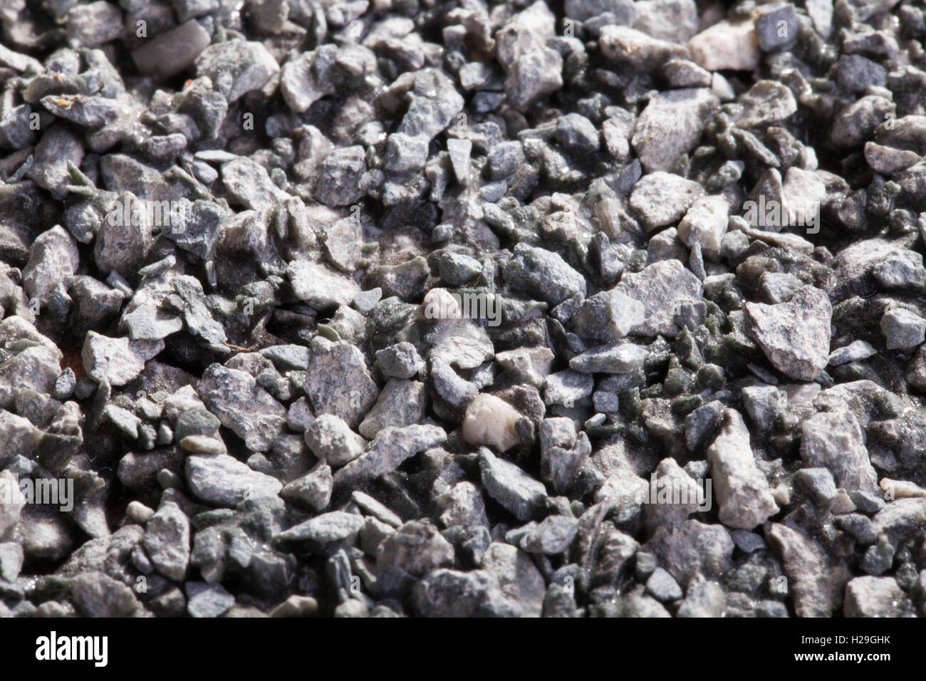 Coloured stone chip / gravel surface Stock Photo - Alamy