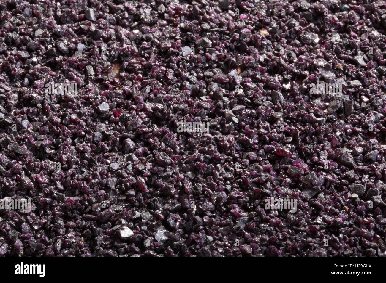 Coloured stone chip / gravel surface Stock Photo - Alamy