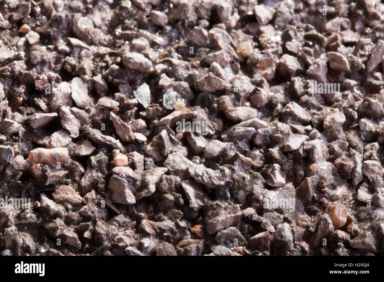 Coloured stone chip / gravel surface Stock Photo - Alamy