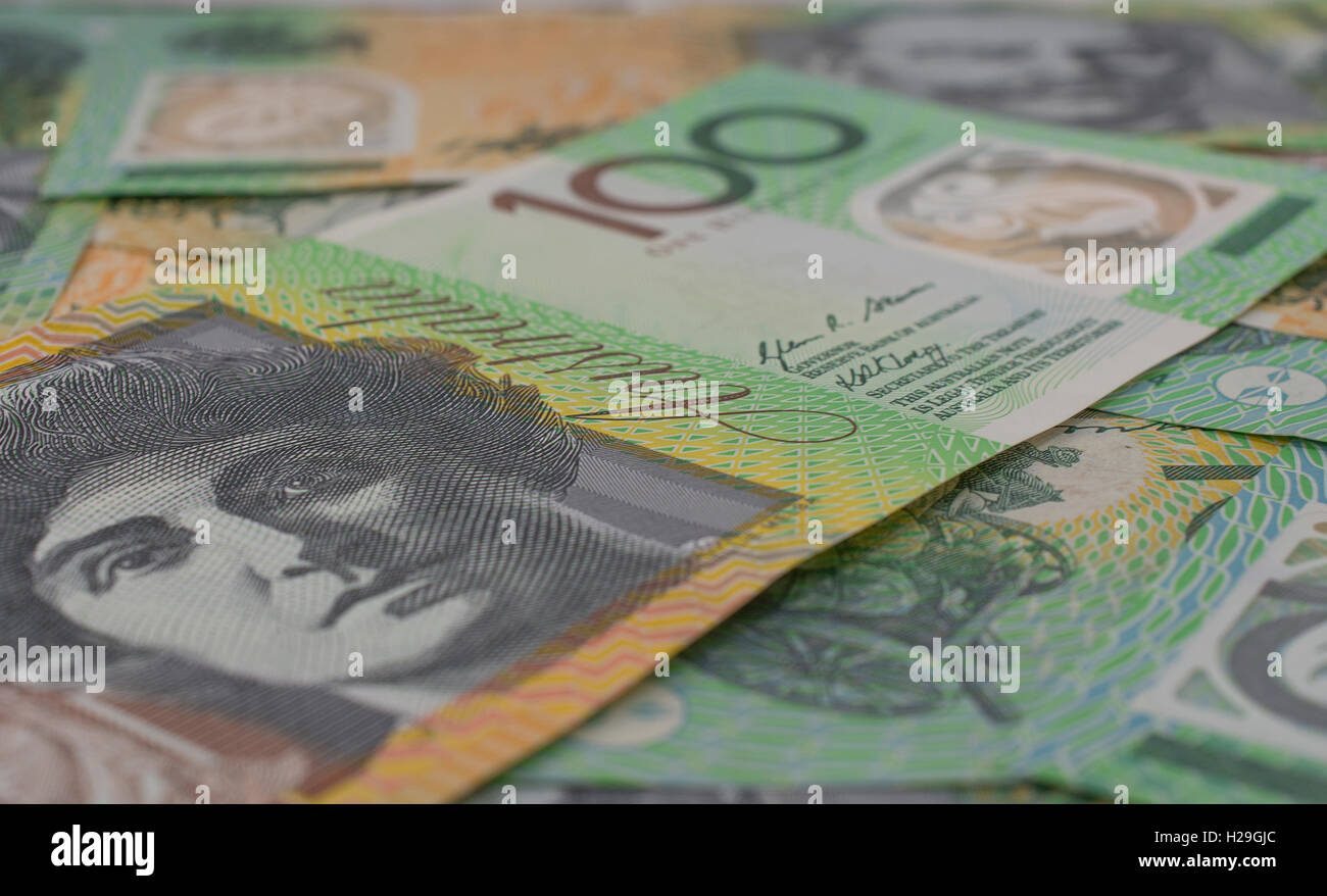 Australian Hundred Dollar Banknote Close Up Background Stock Photo - Alamy