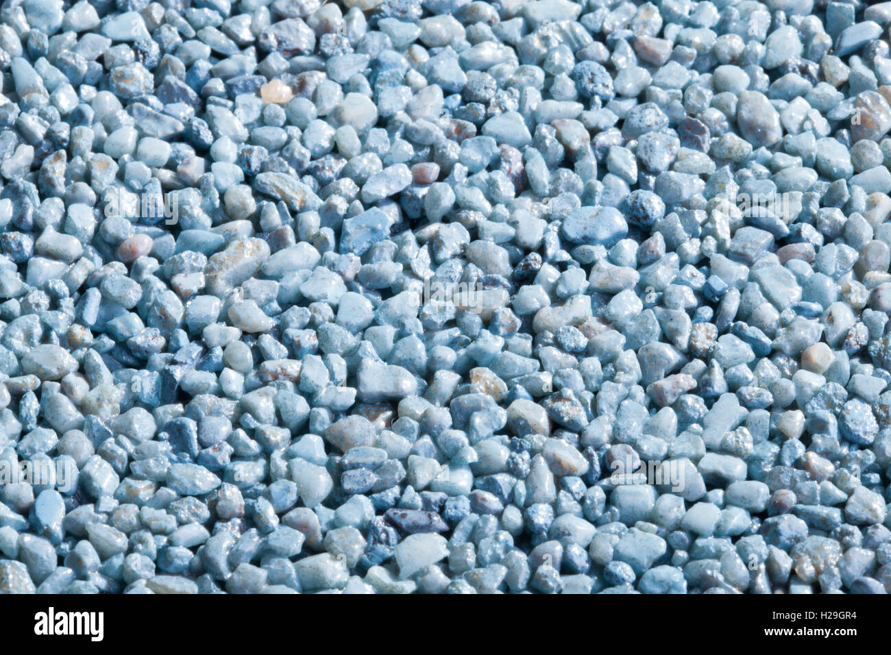 Coloured stone chip / gravel surface Stock Photo - Alamy
