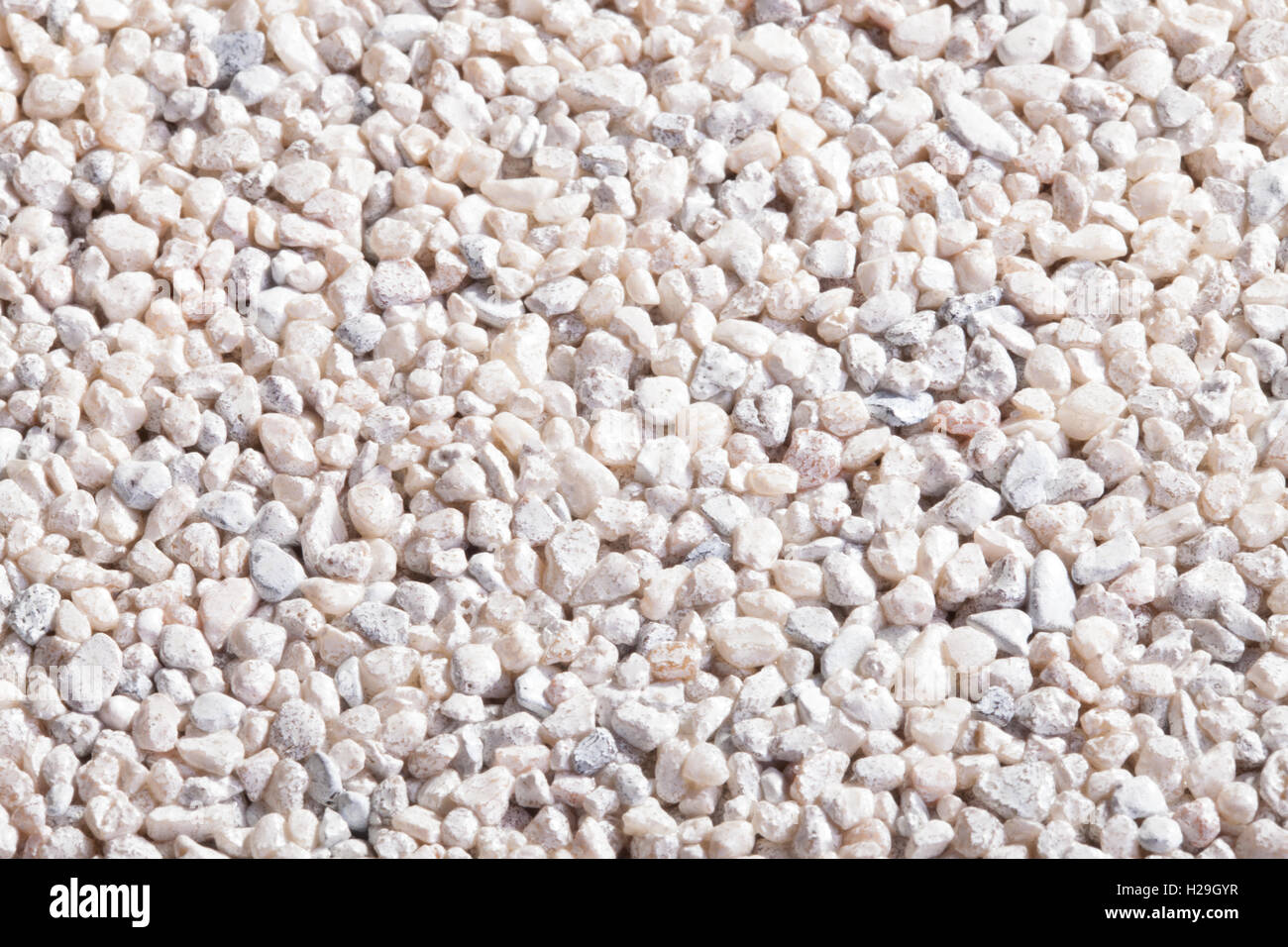 Coloured stone chip / gravel surface Stock Photo - Alamy