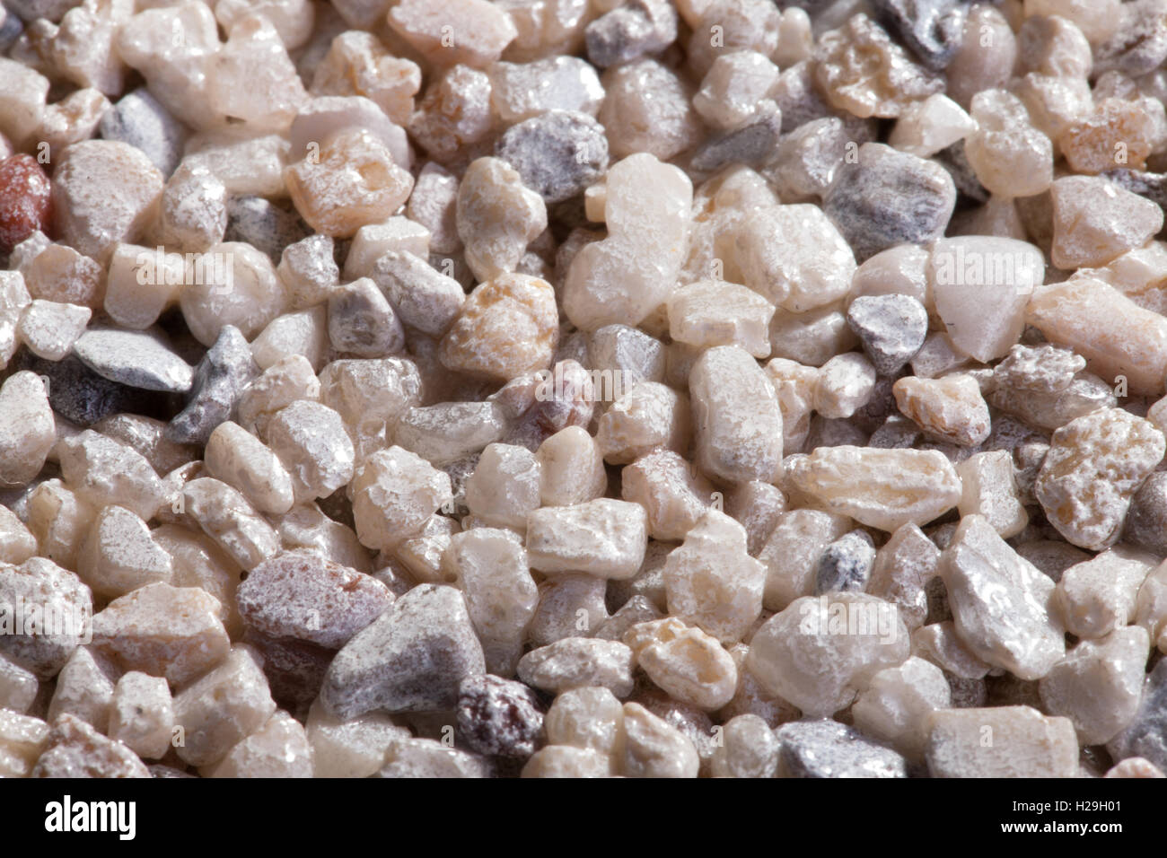 Coloured stone chip / gravel surface Stock Photo - Alamy