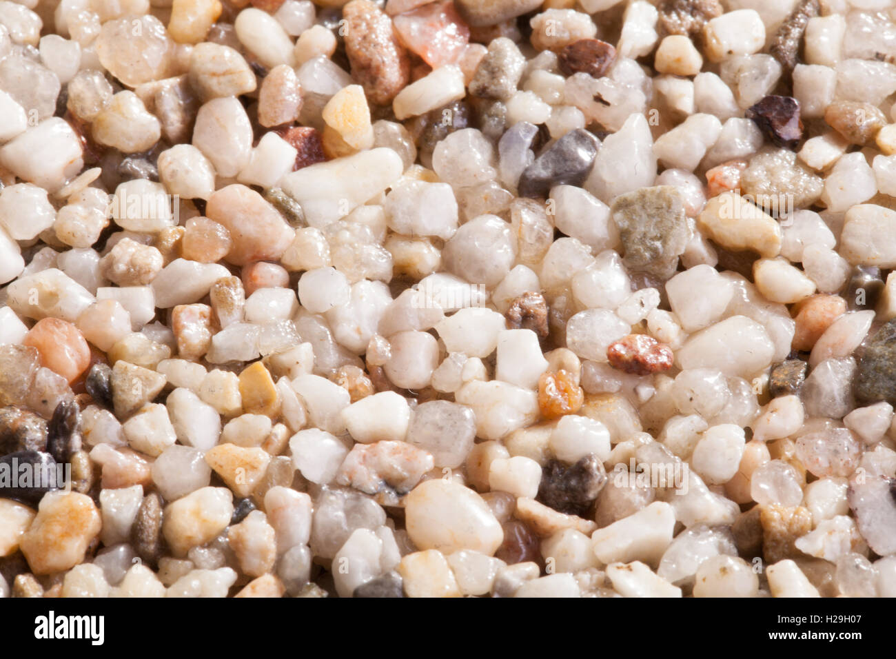 Coloured stone chip / gravel surface Stock Photo - Alamy