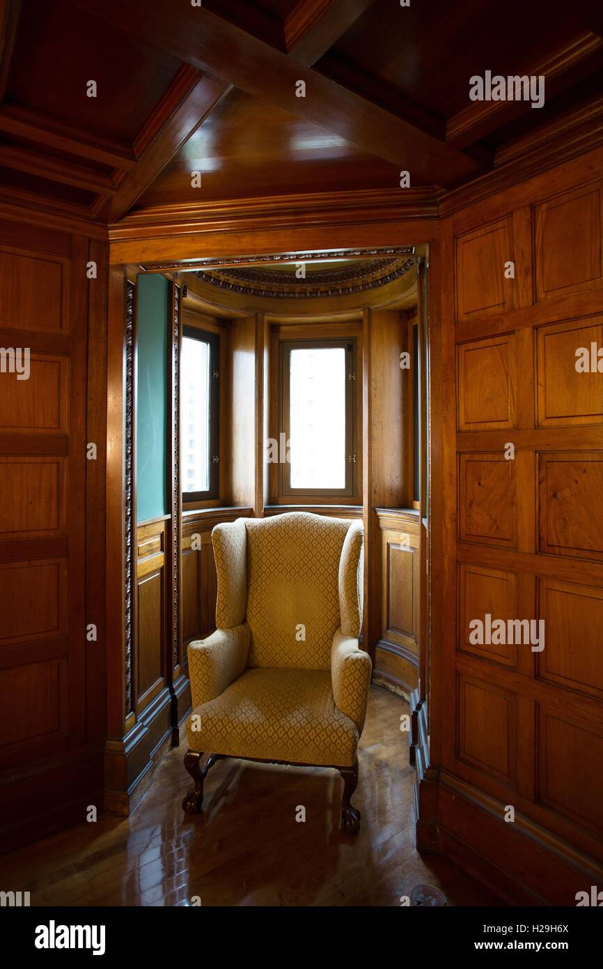 Fancy chair hi-res stock photography and images - Alamy