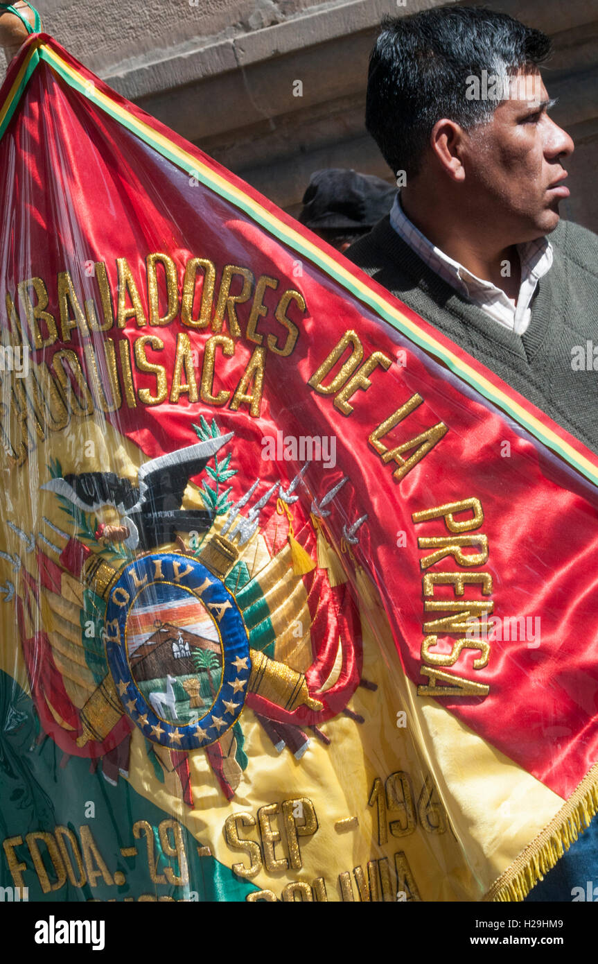 Press union standard-bearer at a meeting in the Plaza 25 de Mayo, Sucre ...