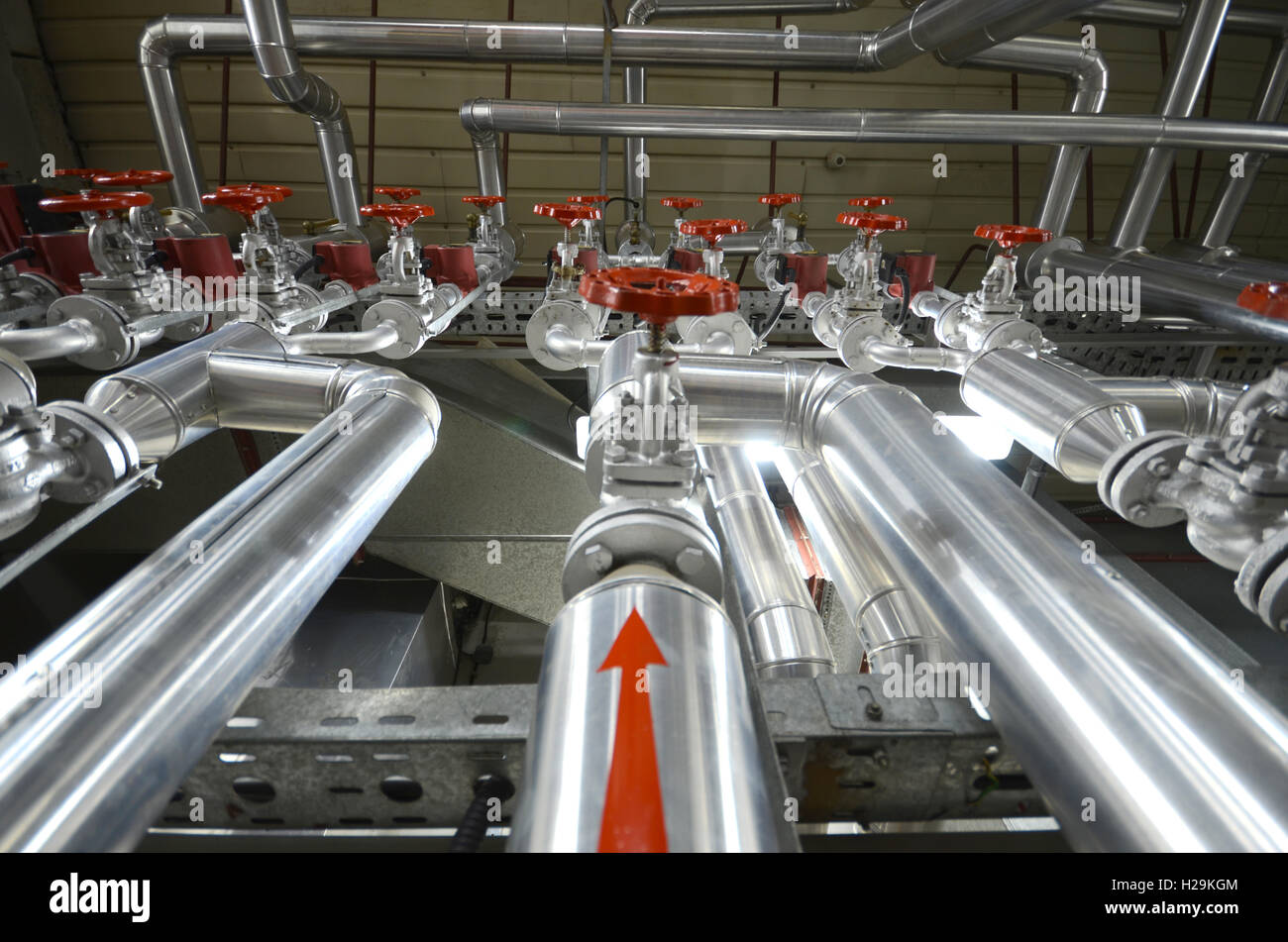 Oil pipes power hi-res stock photography and images - Alamy
