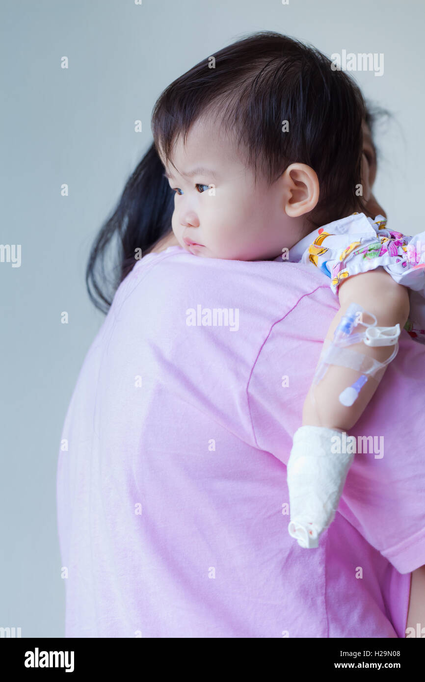 Iv infusion toddler hi-res stock photography and images - Alamy