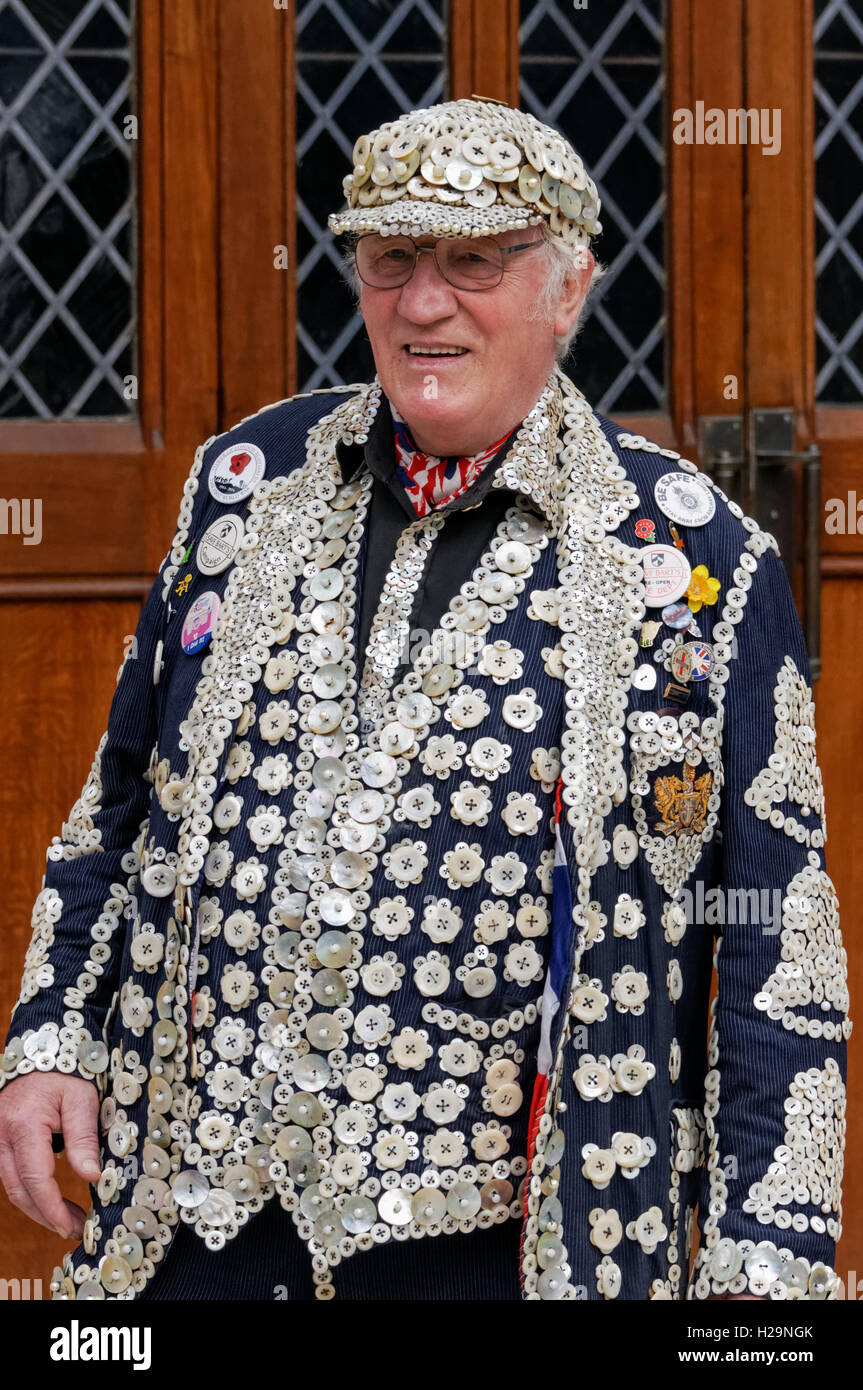 Pearly Kings and Queens Harvest Festival at Guildhall Yard, London ...