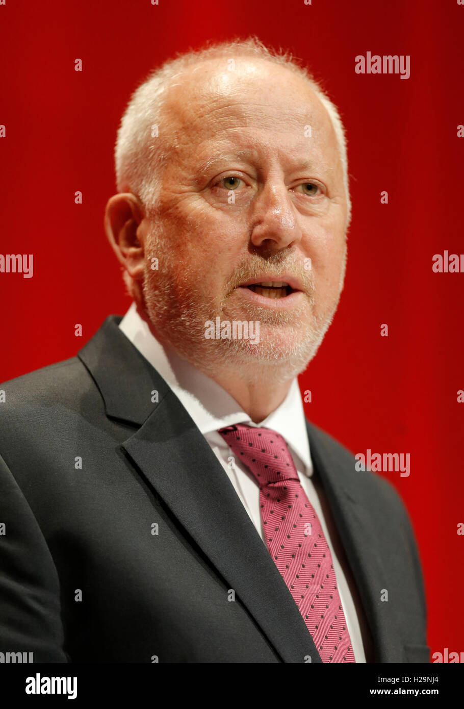 Andy mcdonald and mp hi-res stock photography and images - Alamy