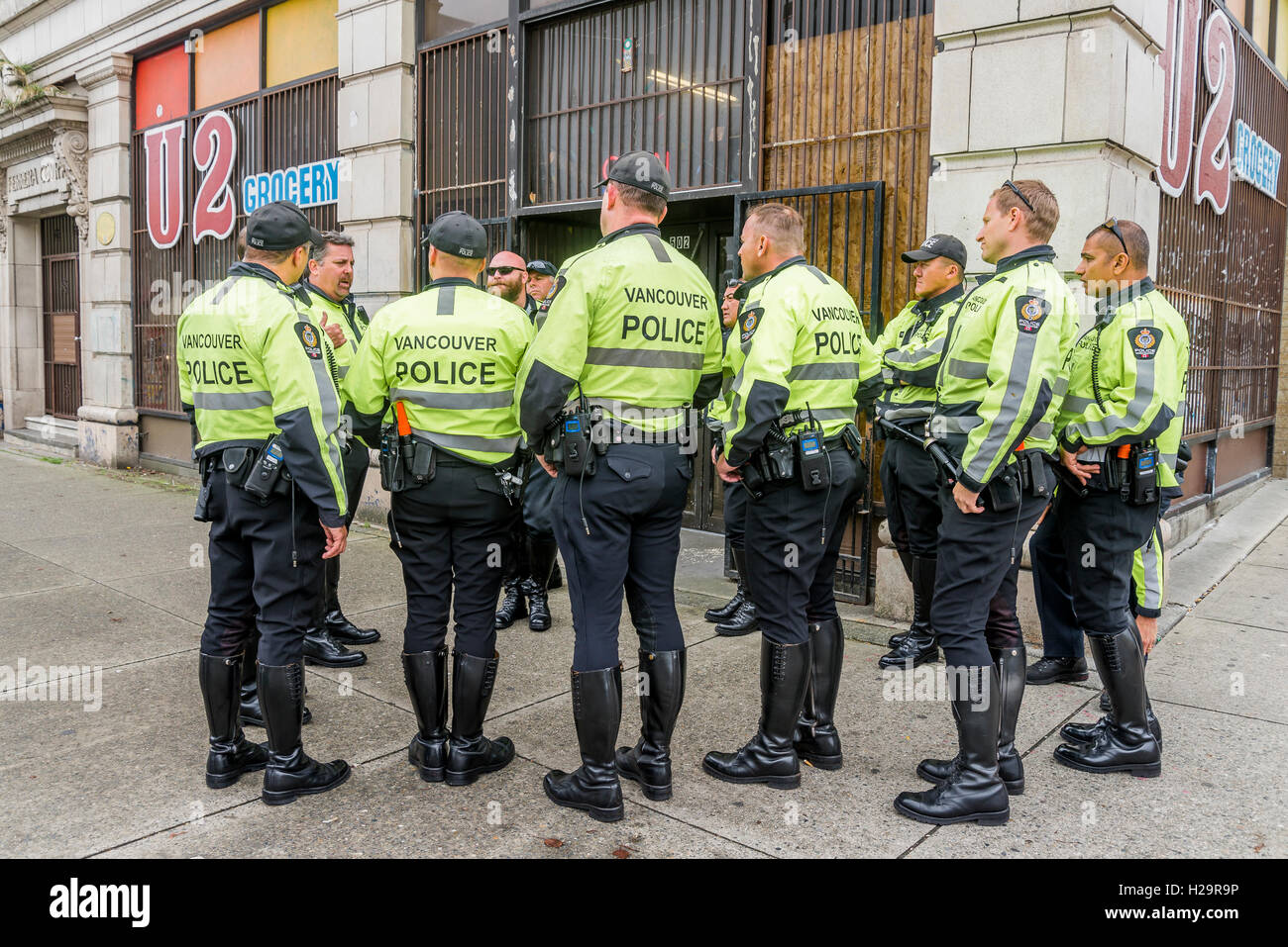 Police scrum british columbia canada vancouver police hi-res stock ...