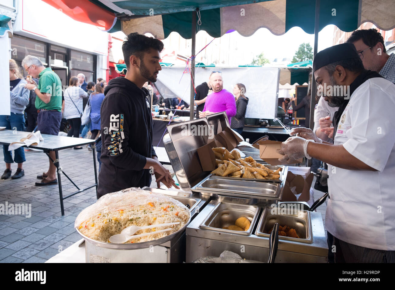 London, UK. 25th September, 2016. The Balham Food Festival 2016 begins ...