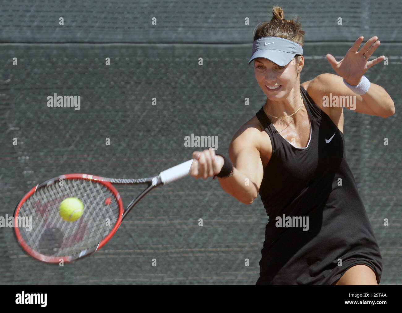 Mandy minella hi-res stock photography and images - Alamy