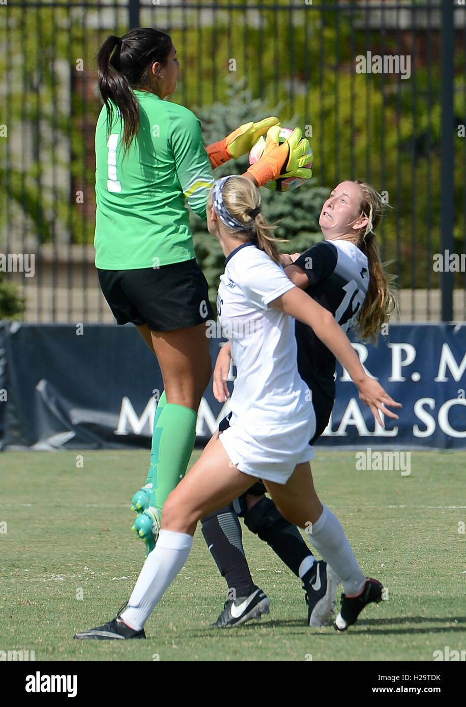 Washington, DC, USA. 25th Sep, 2016. 20160825 - Georgetown goalkeeper ...