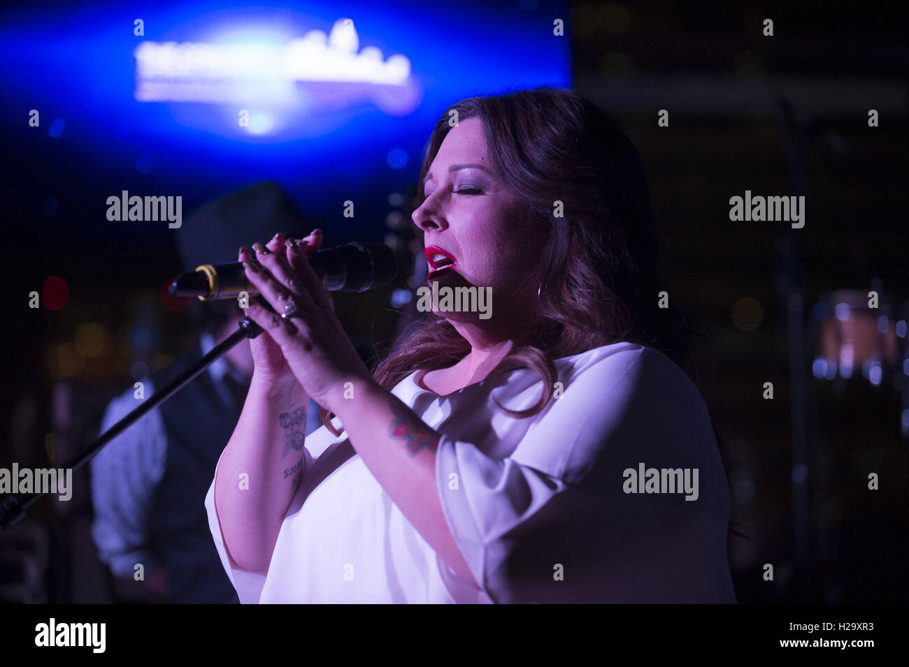 Los Angeles, California, USA. 25th Sep, 2016. Singer Carnie Wilson ...