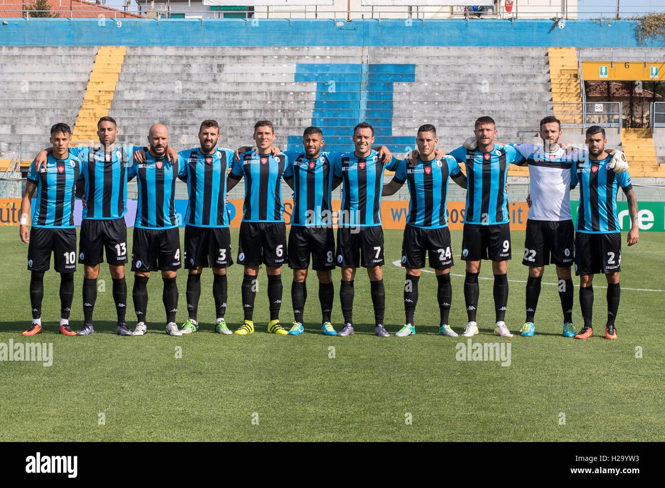 Pisa, Italy. 24th Sep, 2016. Pisa team group line-up Football/Soccer ...