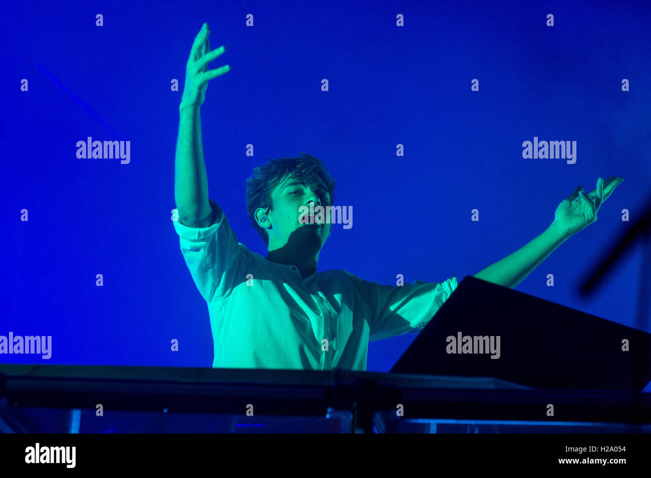 Las Vegas, Nevada, USA. 25th Sep, 2016. FLUME (HARLEY EDWARD STRETEN ...