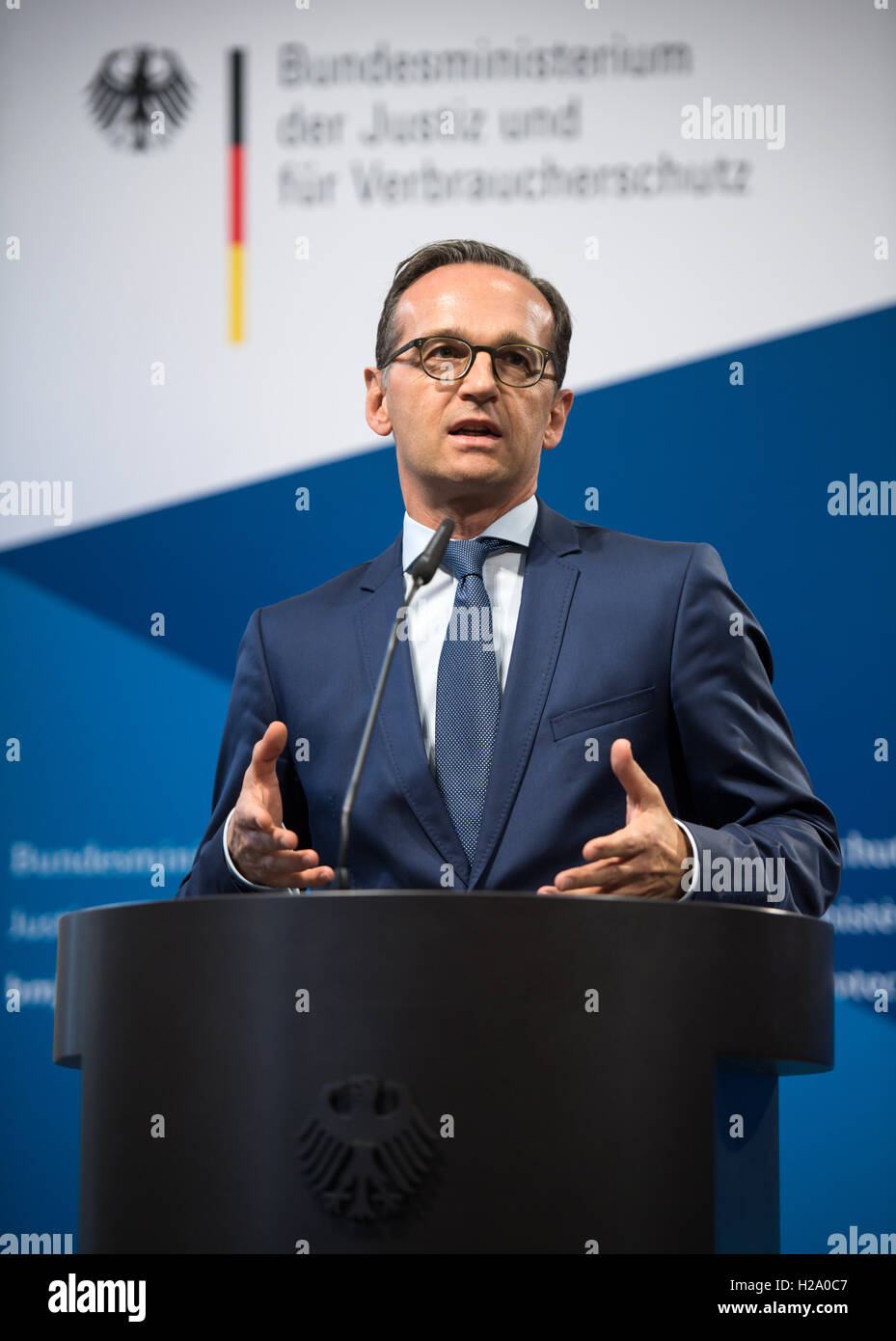 Berlin, Germany. 26th Sep, 2016. German Justice Minister Heiko Maas ...