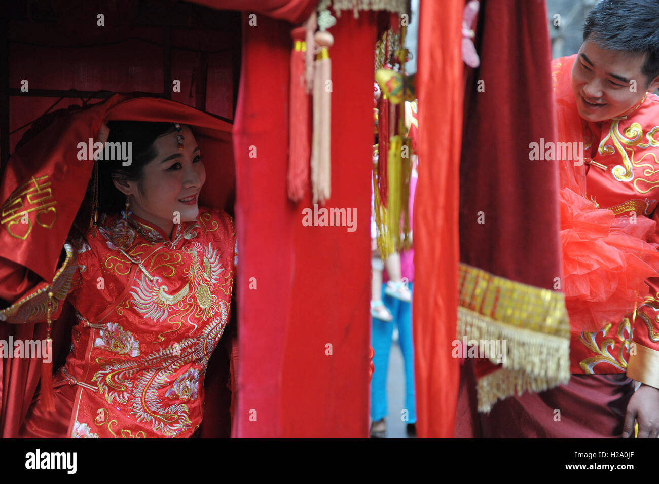 Hongjiang ancient city hunan province hi-res stock photography and ...