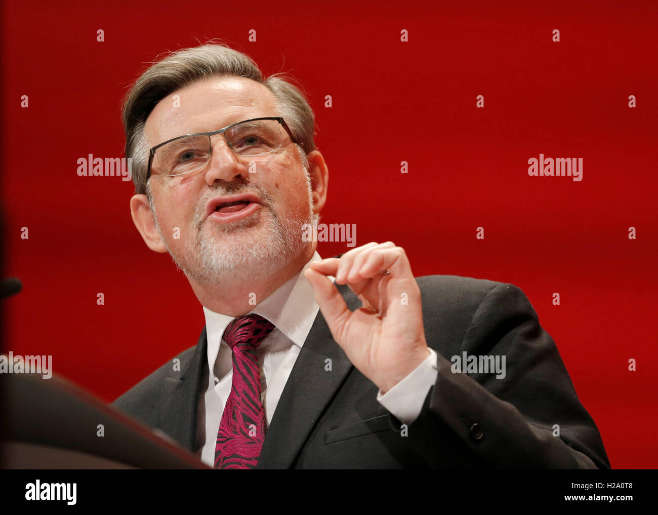 Barry gardiner mp hi-res stock photography and images - Alamy