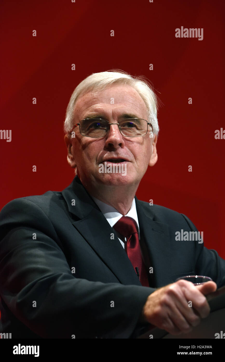John mcdonnell shadow chancellor labour party hi-res stock photography ...