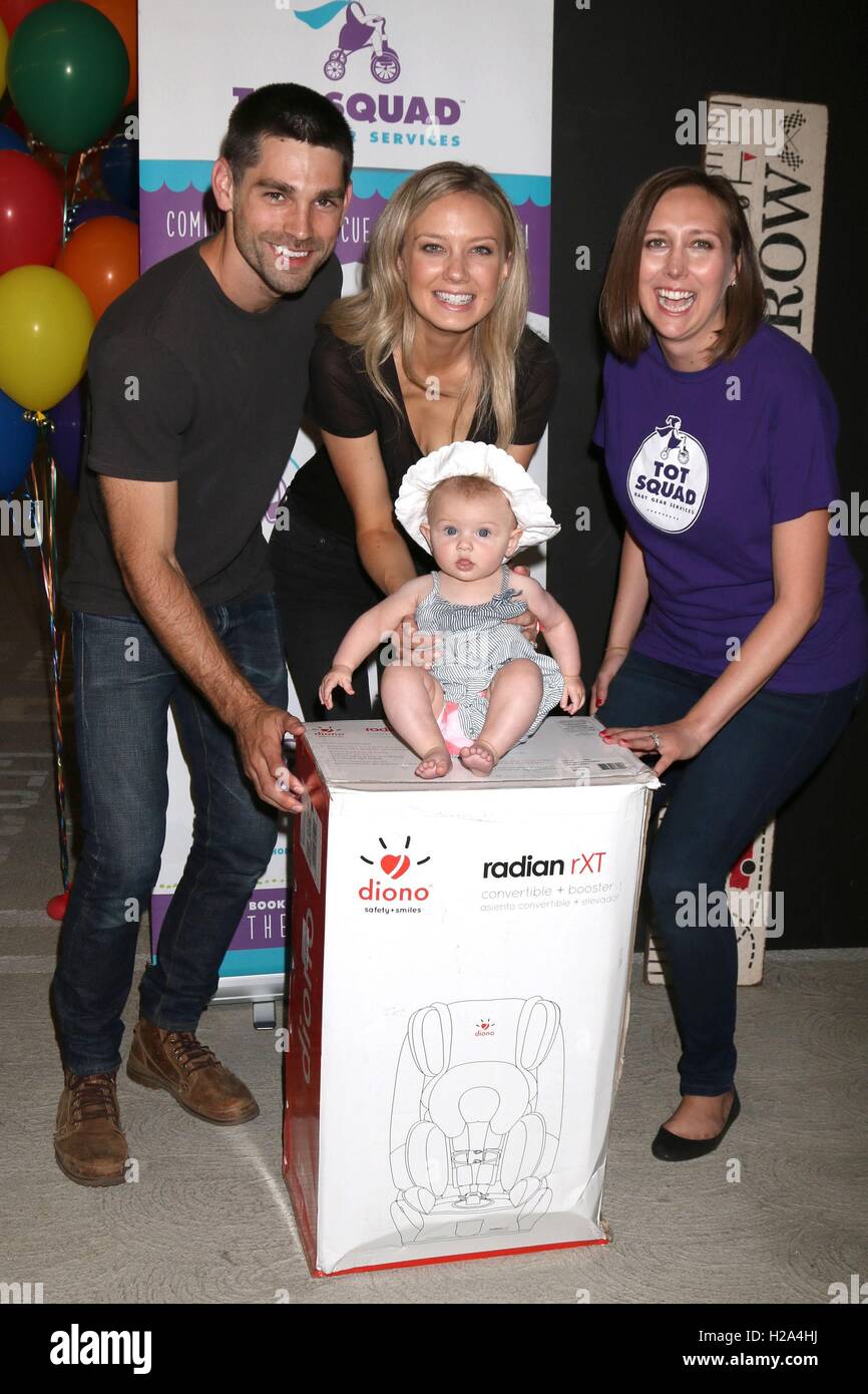 Los Angeles, CA, USA. 24th Sep, 2016. Juston Gaston, Olvia Gaston ...