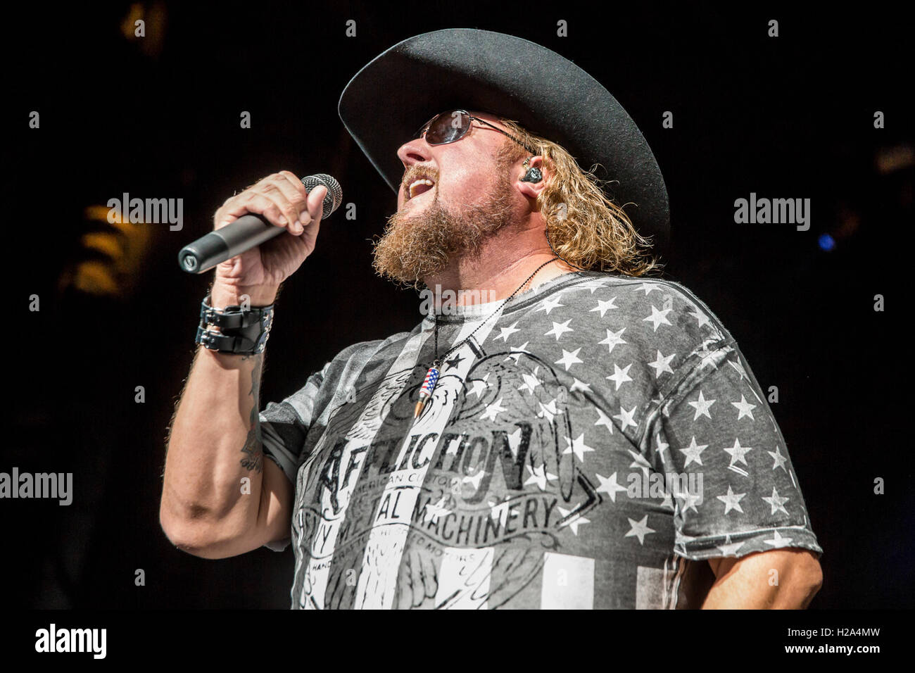 Clarkston, Michigan, USA. 24th Sep, 2016. COLT FORD performing on ...