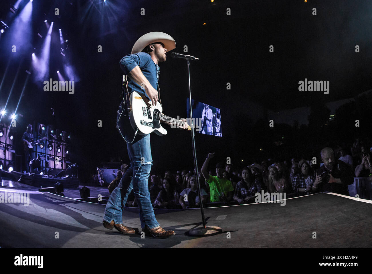 Clarkston, Michigan, USA. 24th Sep, 2016. JUSTIN MOORE performing on ...