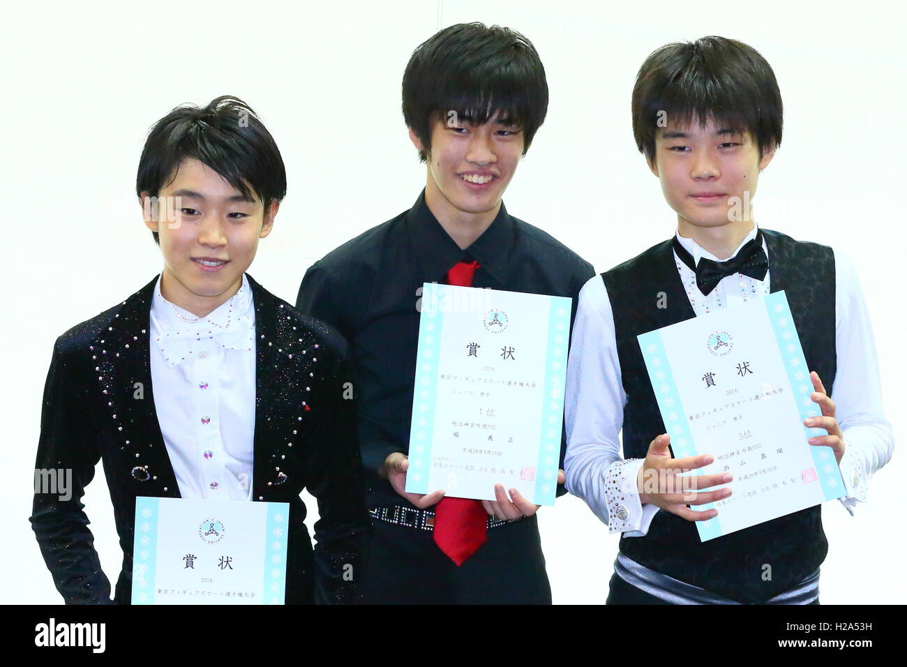 Tokyo, Japan. 25th Sep, 2016. (L-R) Reo Ishizuka, Yoshimasa Hori ...