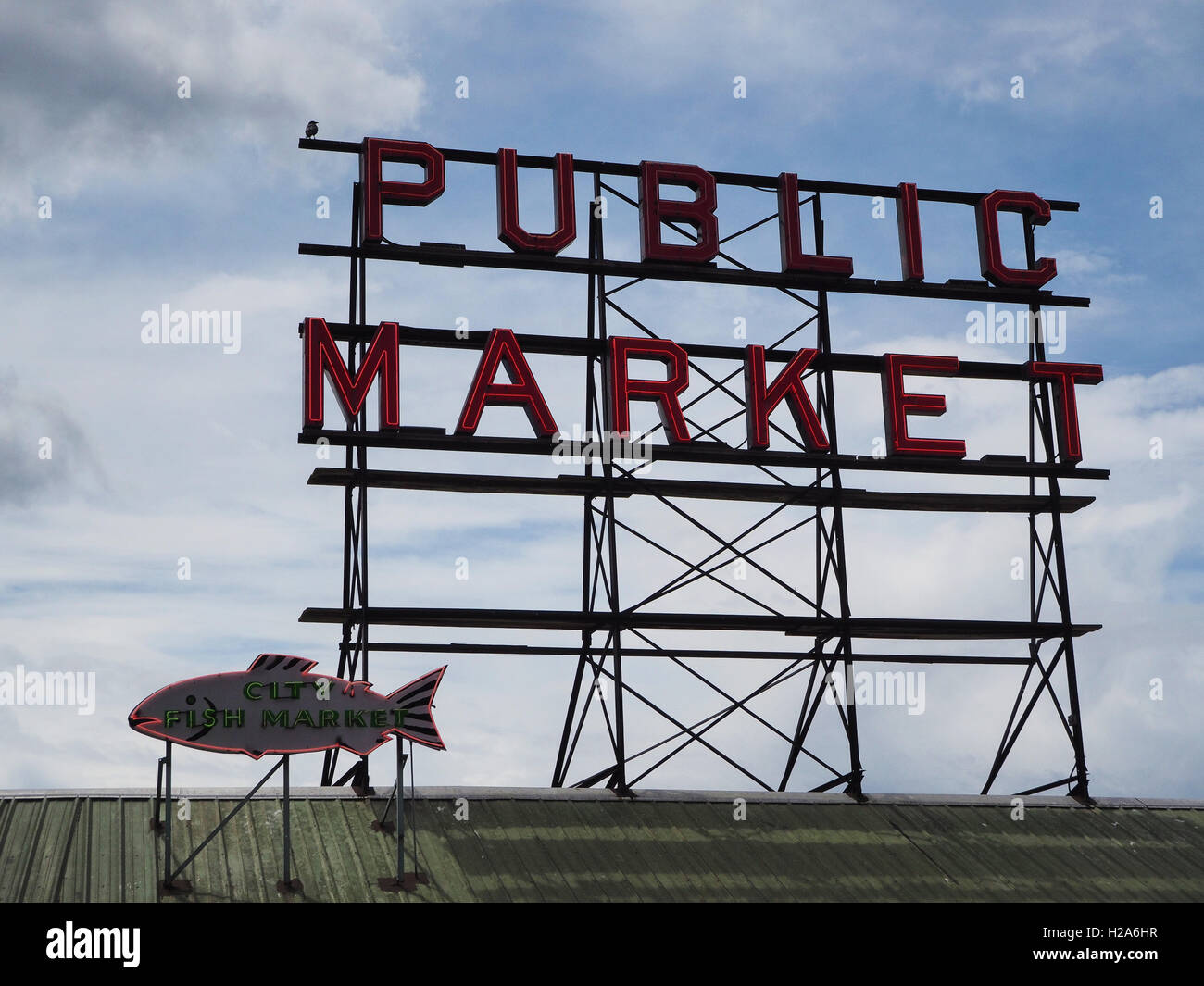 Public market sign hi-res stock photography and images - Alamy