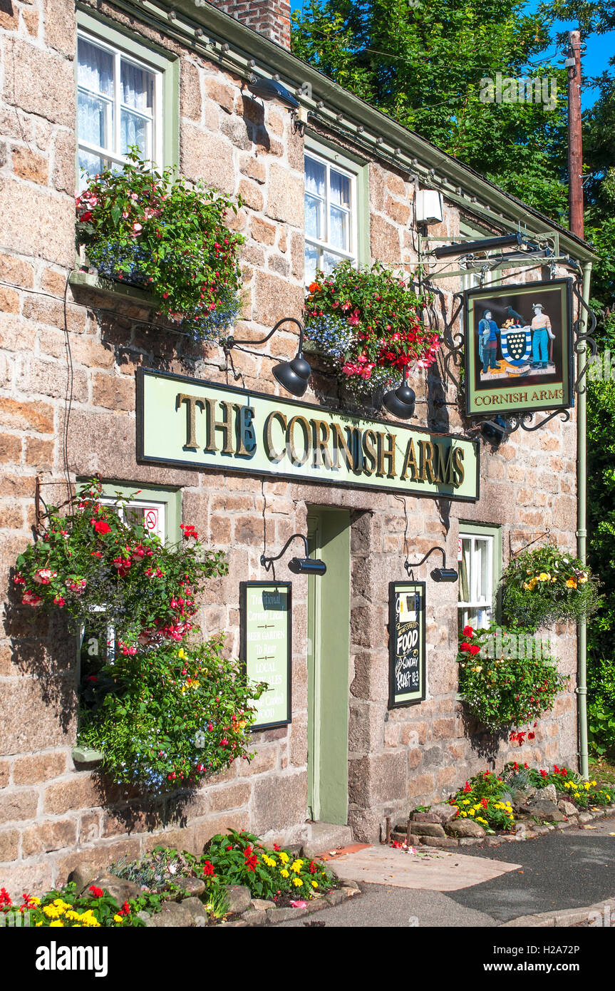 Traditional cornish architecture hi-res stock photography and images ...