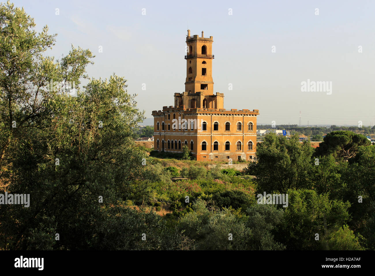 Inferno tower in Coina - Portugal Stock Photo - Alamy